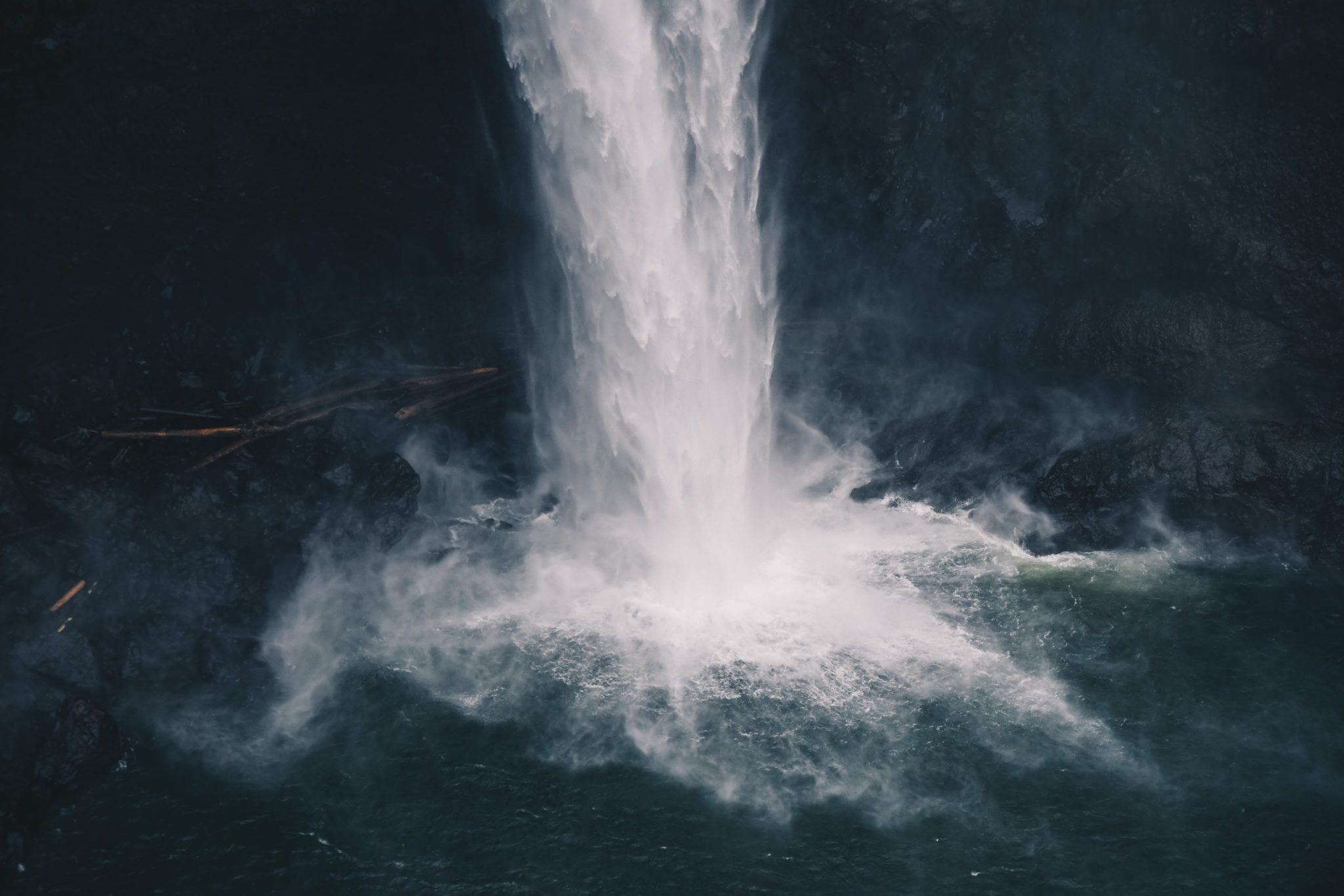Sweet Stirring by Laura Hendry - VISIBLE Magazine